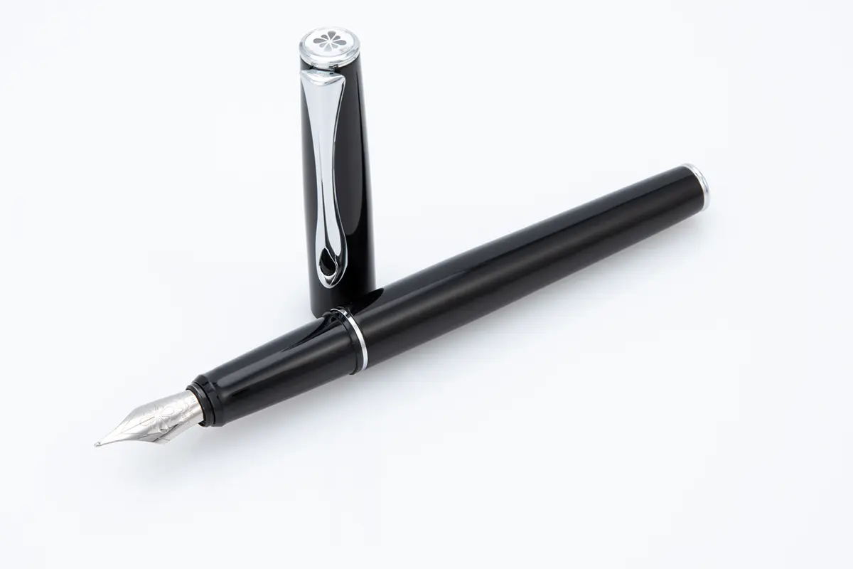 Füllhalter Esteem Lack - Diplomat Pen
