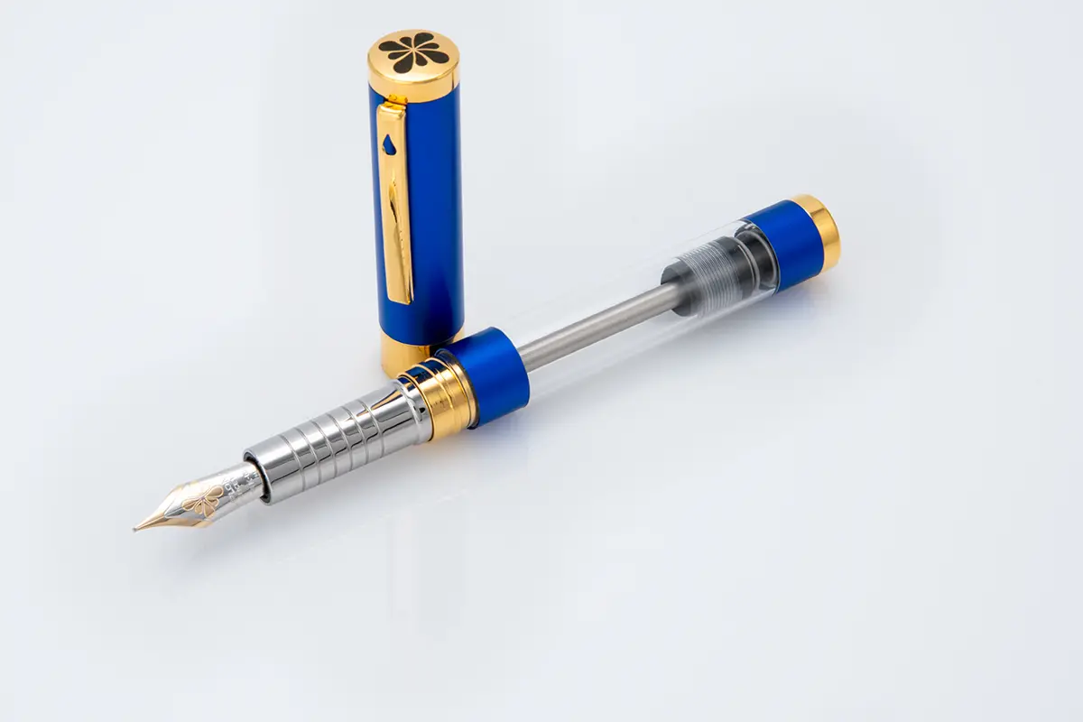 Fountain pen Nexus Demo Gold 14 ct gold nib - Diplomat Pen